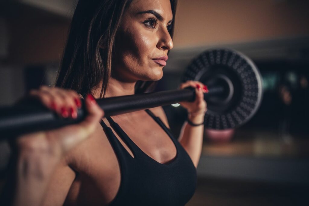 Strength Training For Beginners: Your Guide To Picking Weights - Qwik ...